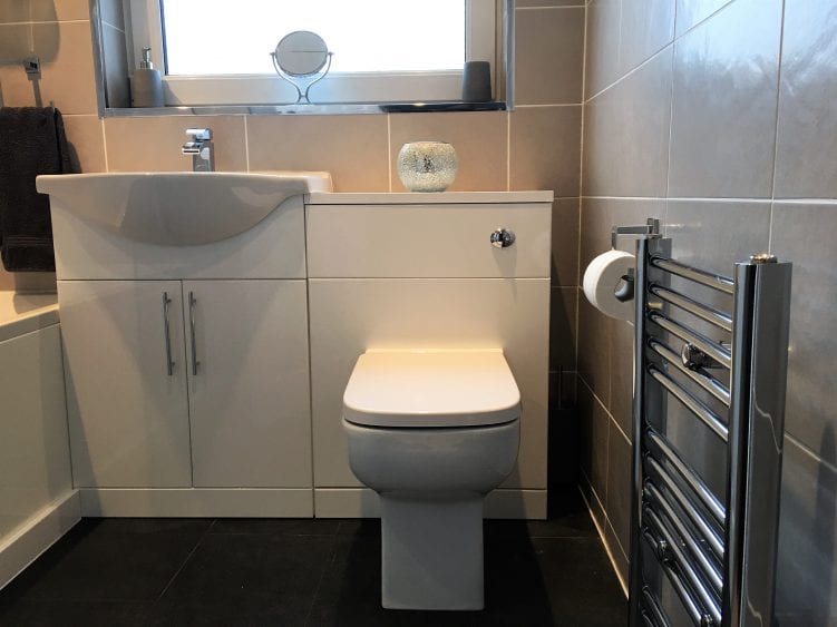 Beautiful Bathroom In Garrowhill, Glasgow | Stephen Seery